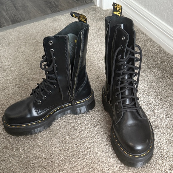 Dr. Martens | Shoes | Doc Marten Black Leather Laceup Boots | Poshmark